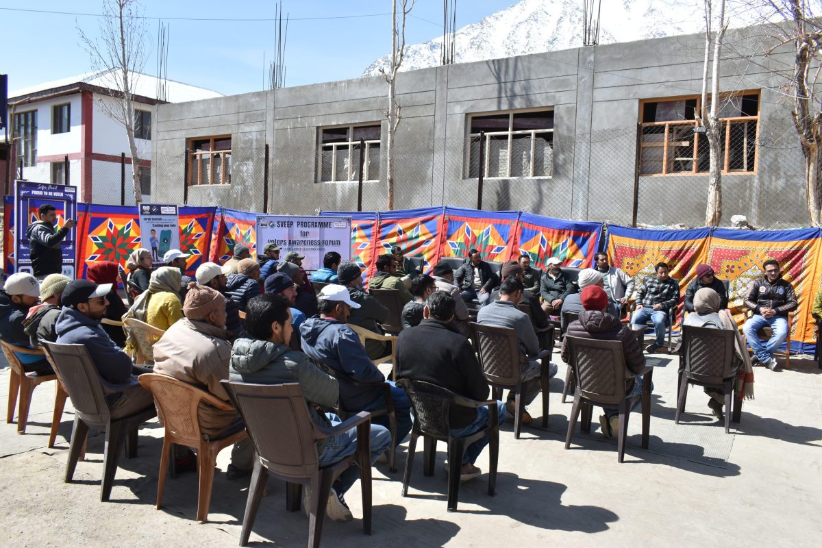 SVEEP awareness program held at Sheep Husbandry Complex Baroo ...