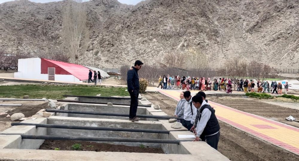EJM College organises field visit for Botany students to DIHAR Leh ...